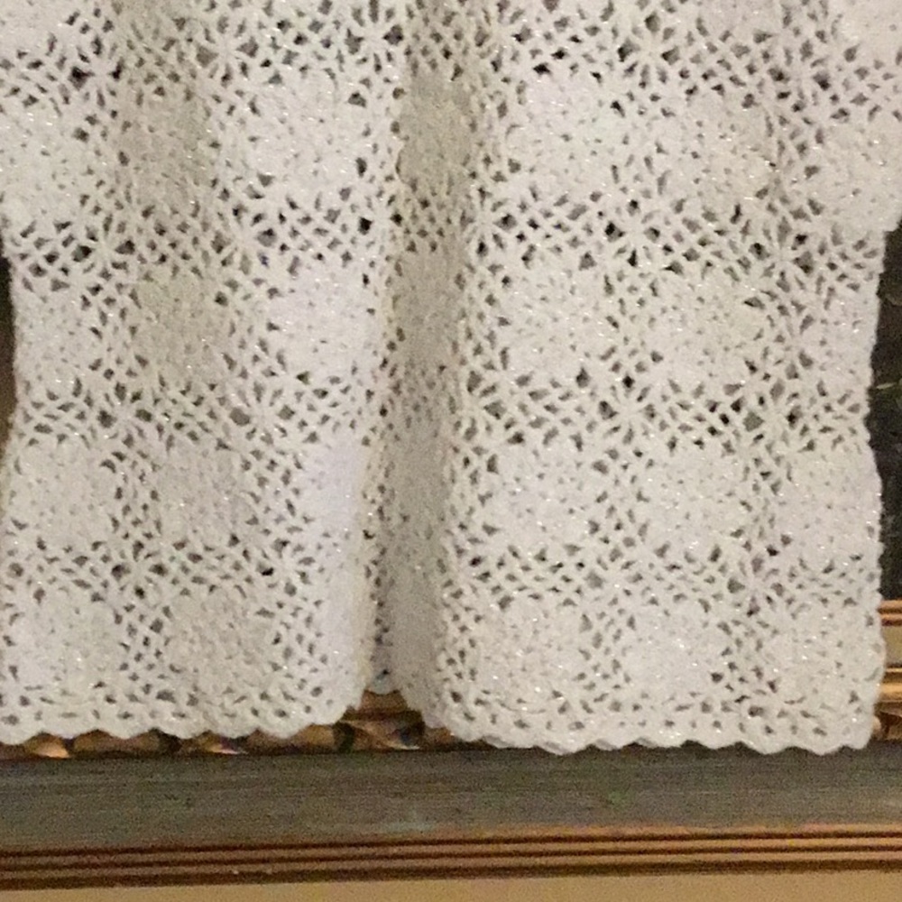 Cache White Crocheted Top W/ Silver Threads - Gem